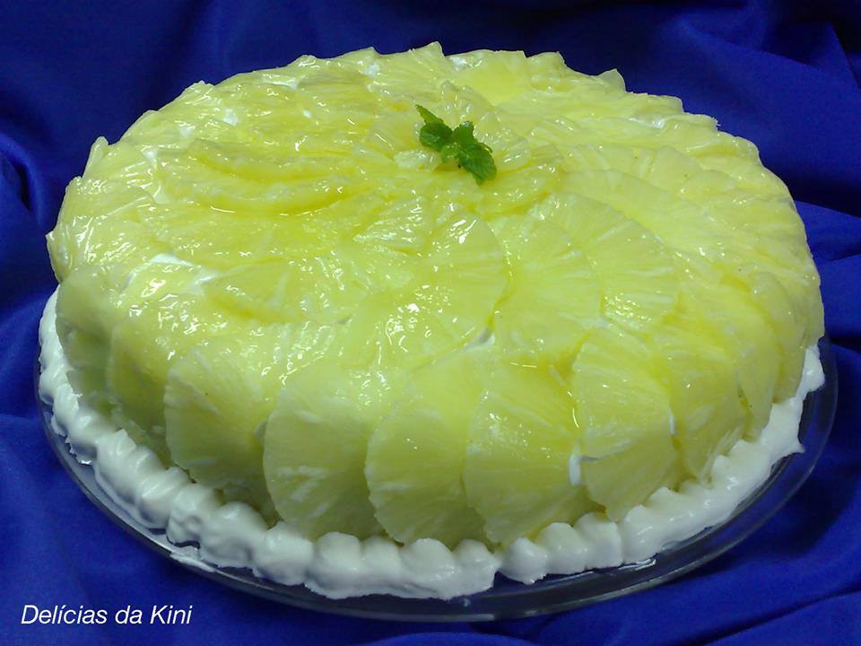 Bolo de Ananás