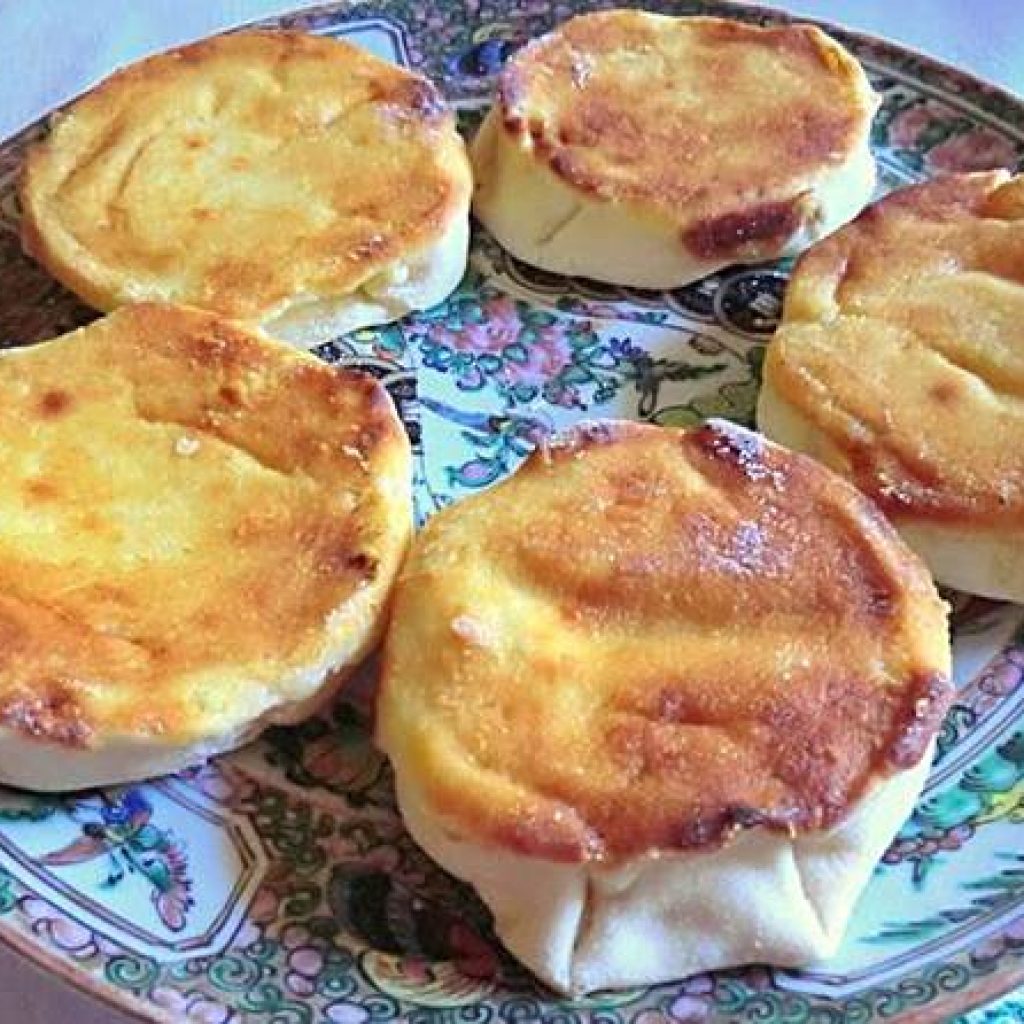Queijadas-da-Madeir - Sobremesas de Portugal