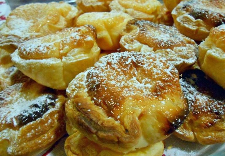 Pasteis de Santarém